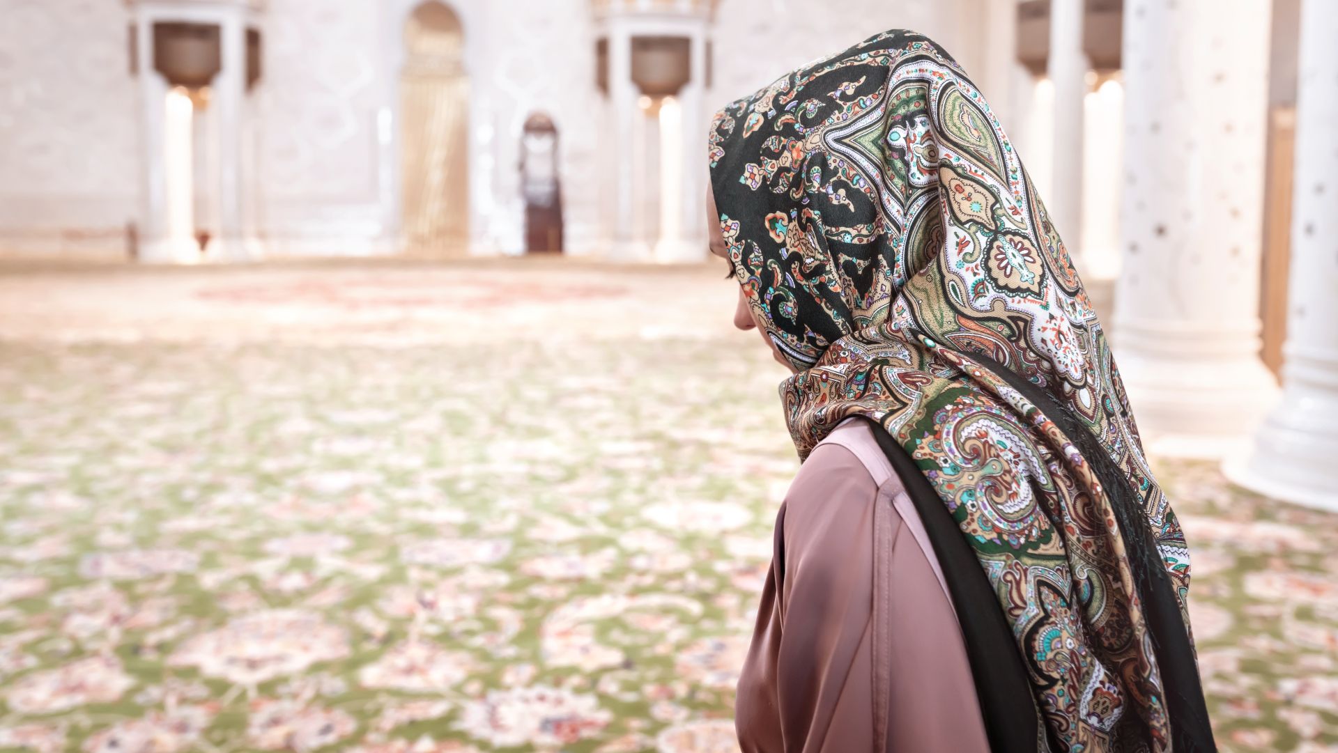 Film kritisiert Unterdrückung von Frauen im Iran - DOMRADIO.DE