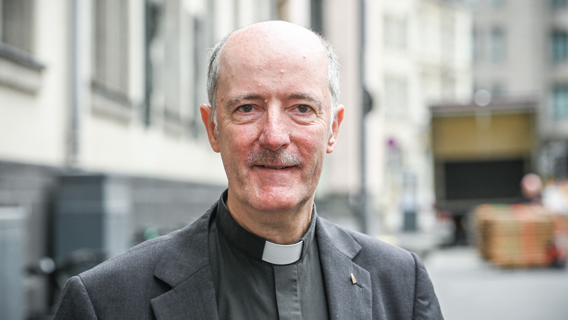 Dompropst Guido Assmann am zweiten Sonntag der Osterzeit - DOMRADIO.DE