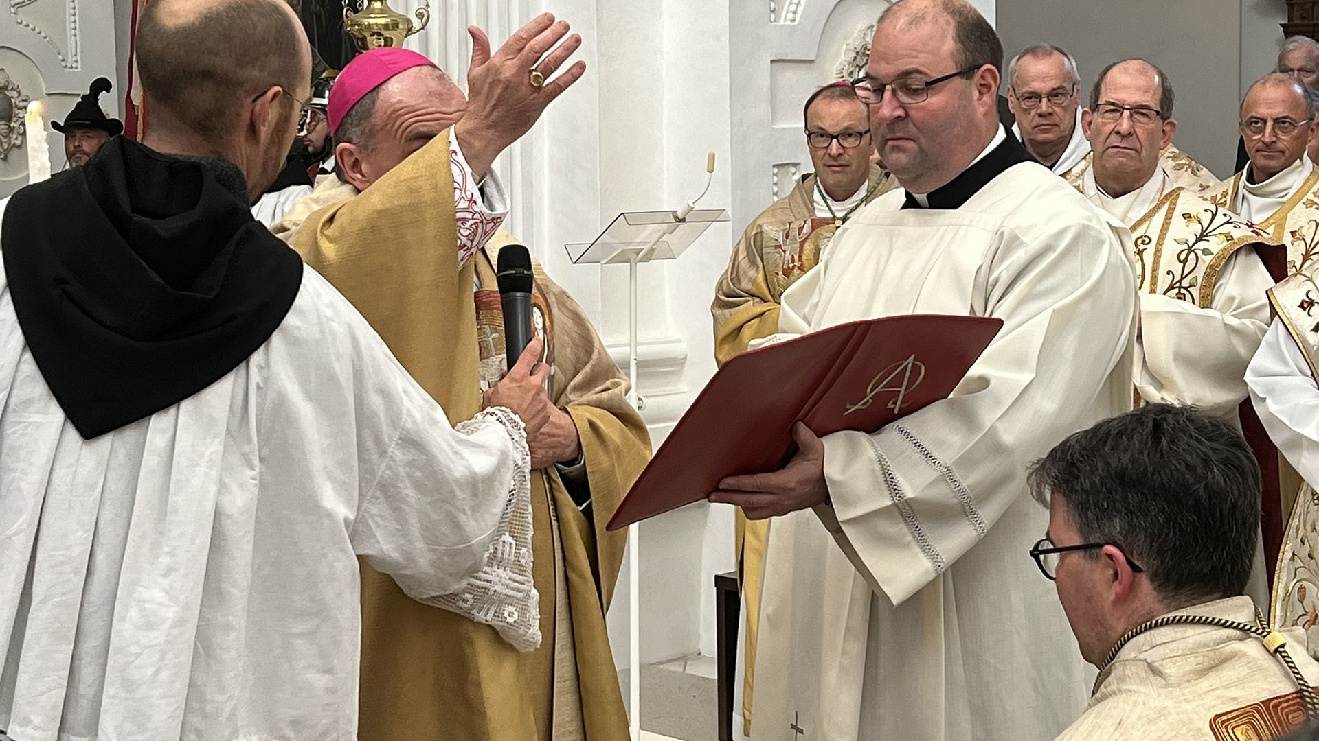Neuer Abt in Südtiroler Benediktinerkloster - DOMRADIO.DE