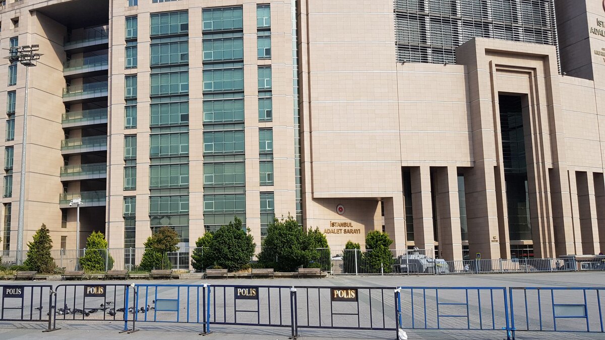 Scharfe Kritik am Kavala-Urteil - DOMRADIO.DE