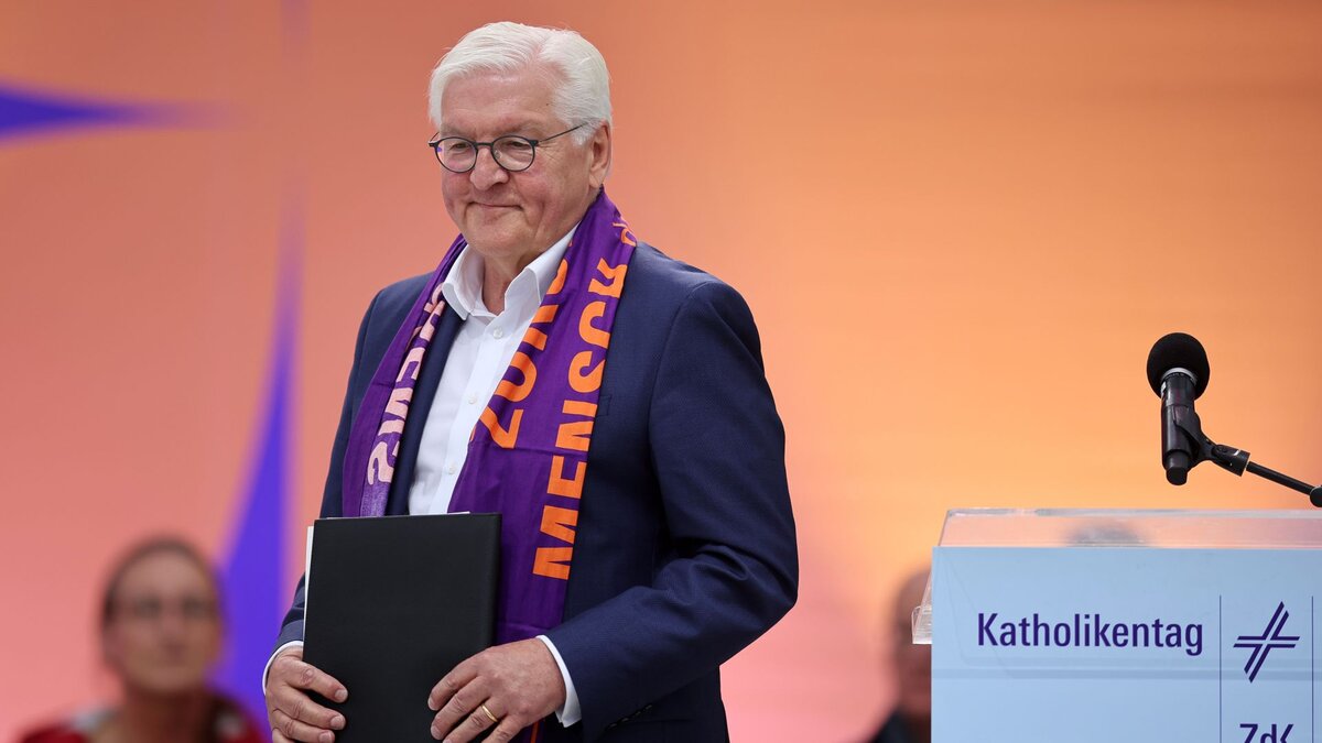 Bundespräsident feiert mit Katholiken in Erfurt - DOMRADIO.DE