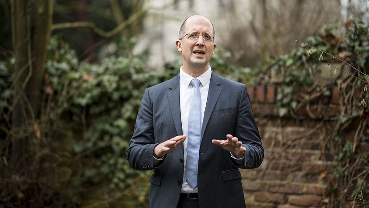 Kritik an Missbrauchsaufarbeitung zurückgewiesen - DOMRADIO.DE