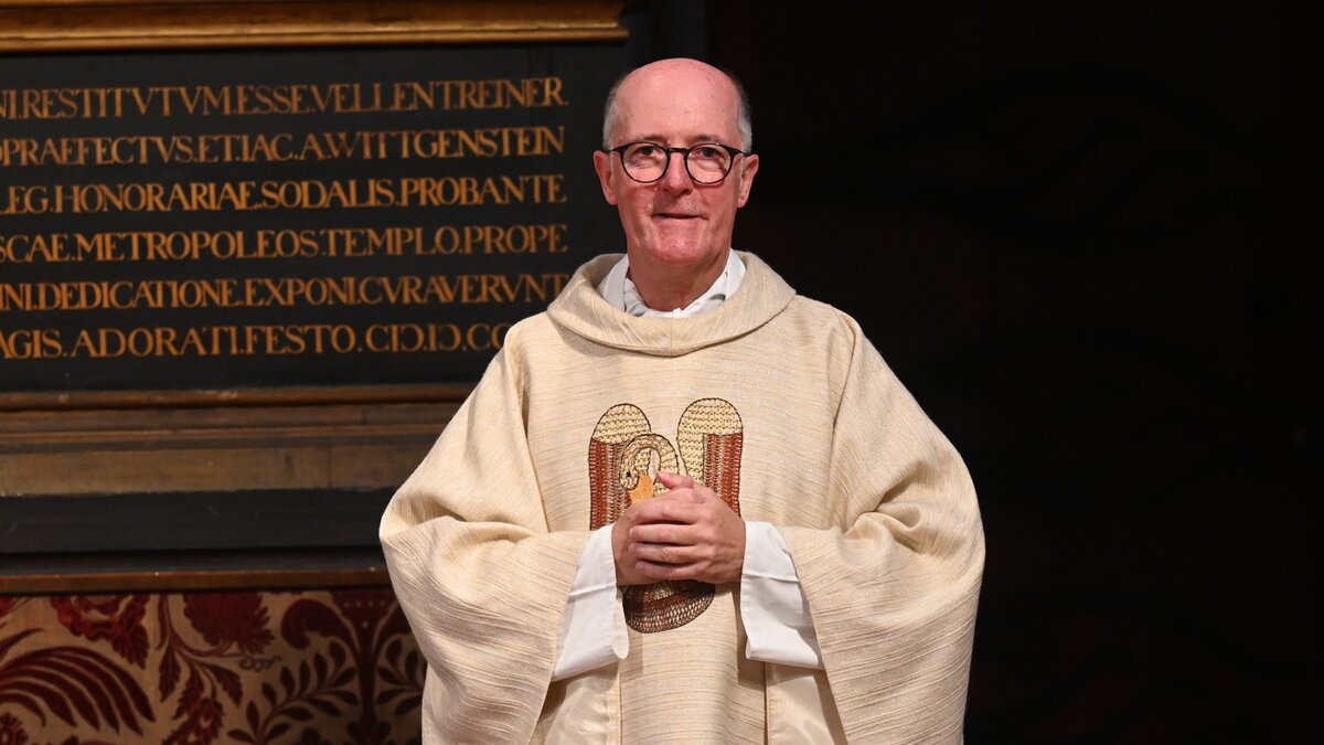 Dompropst Guido Assmann in der Kapitelsmesse am Gedenktag des Heiligen ...