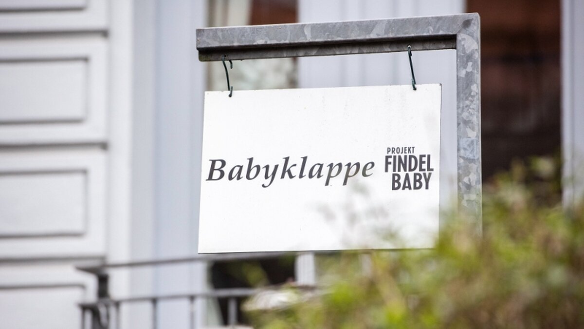 Bundesweit erste Babyklappe vor 20 Jahren eröffnet - DOMRADIO.DE