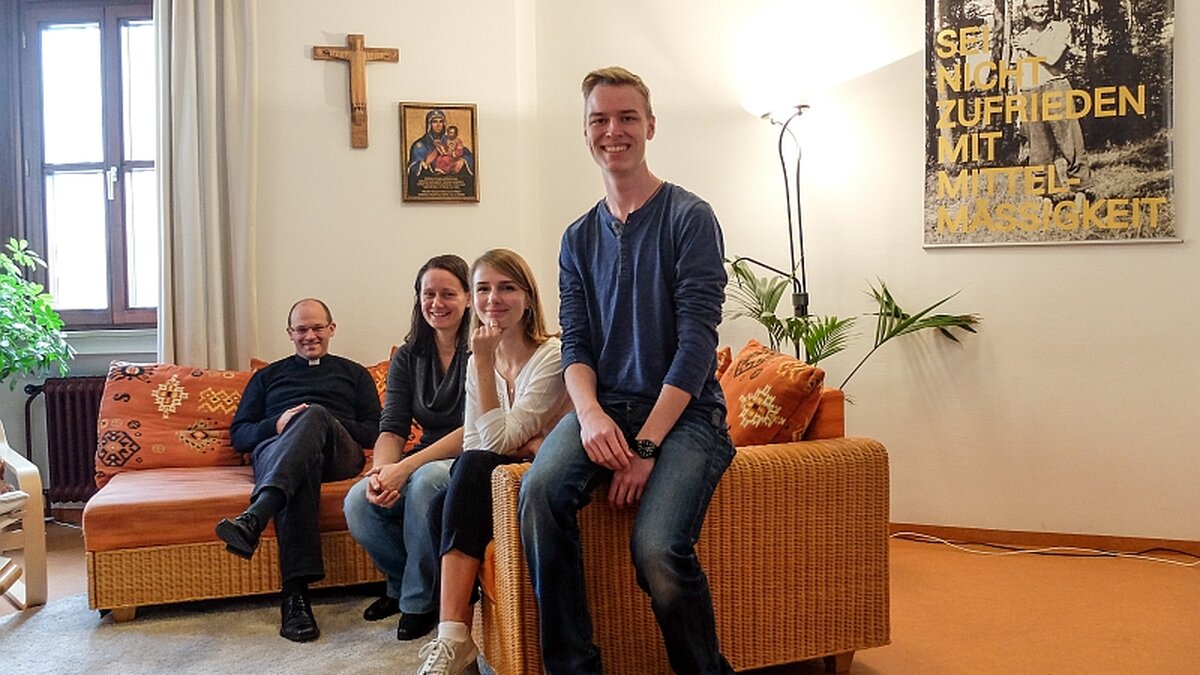 Das Basical bietet Bibelkurse genauso wie Bewerbungstrainings - DOMRADIO.DE