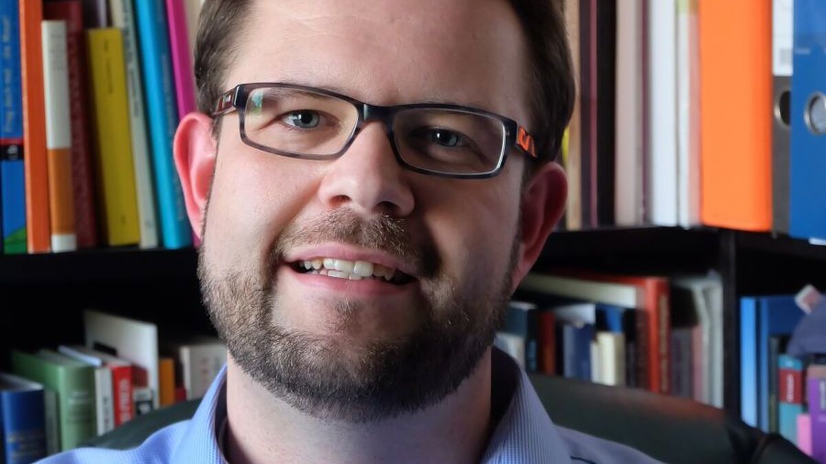 Theologe und Hobby-Gemüse-Gärtner | DOMRADIO.DE