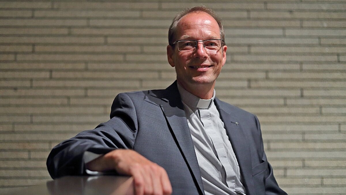 Renovabis-Hauptgeschäftsführer Hartl über Migration und Kreuz - DOMRADIO.DE