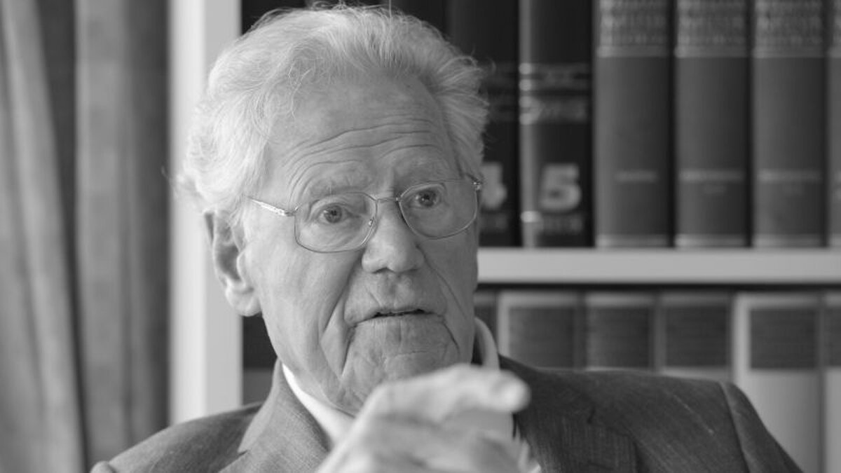 SWR ändert Programm und überträgt Küng-Trauerfeier live - DOMRADIO.DE