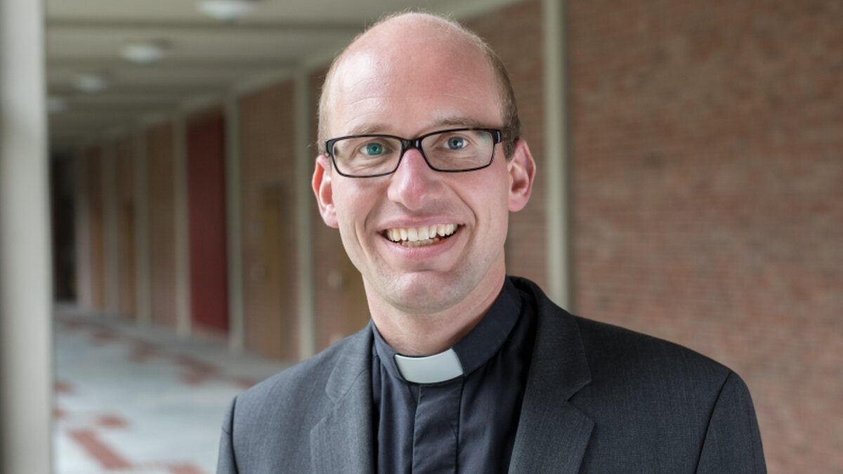 Ein Interview mit Dr. Christian Jasper (Jurist und Kaplan in der ...