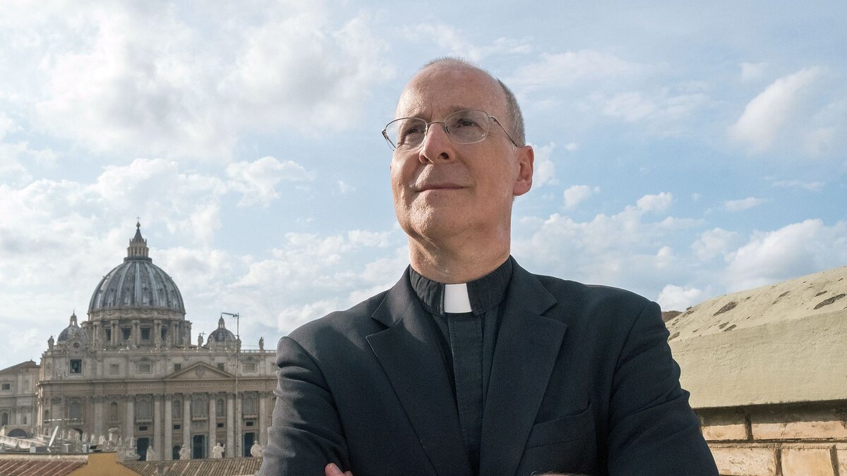 Jesuit und Buchautor Martin setzt auf Wandel in der Kirche - DOMRADIO.DE