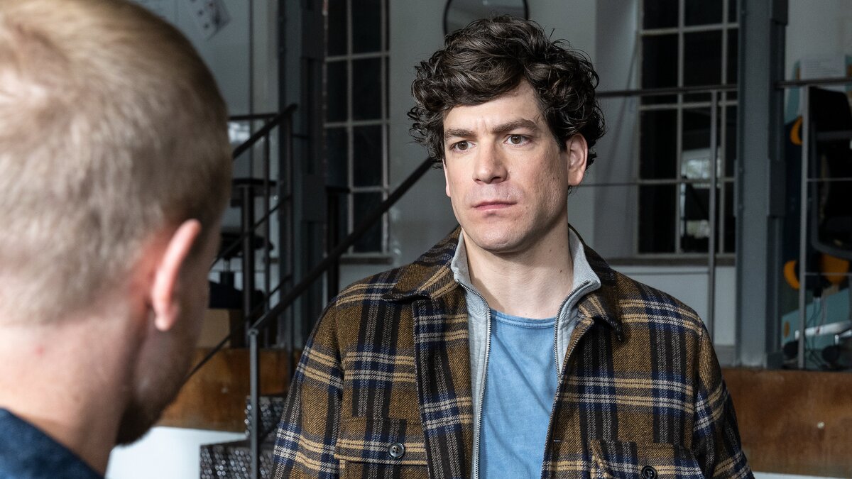 Schauspieler Hutter findet Halt im Glauben - DOMRADIO.DE