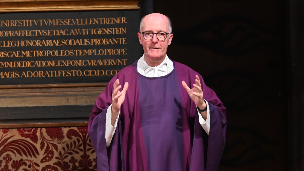 Dompropst Guido Assmann am fünften Fastensonntag - DOMRADIO.DE