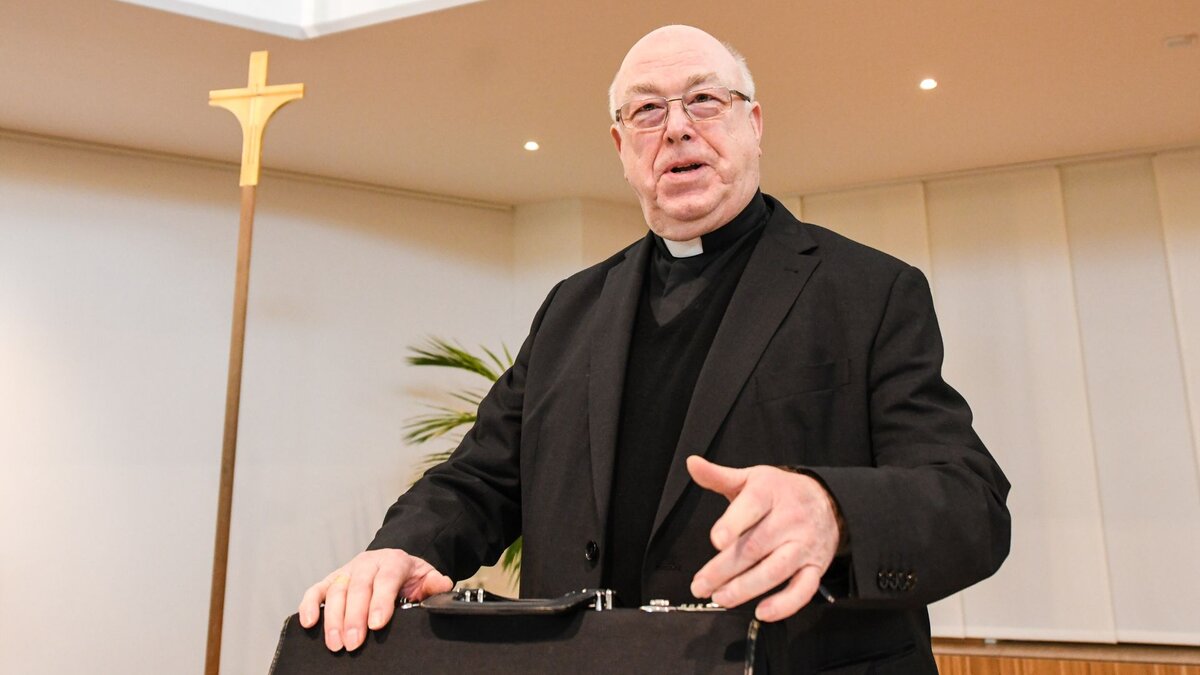 Die persönliche Erklärung von Erzbischof Becker im Wortlaut | DOMRADIO.DE