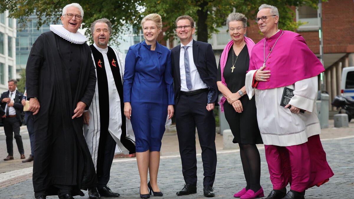 Kirchen mahnen am Tag der Einheit mehr Zusammenhalt an | DOMRADIO.DE