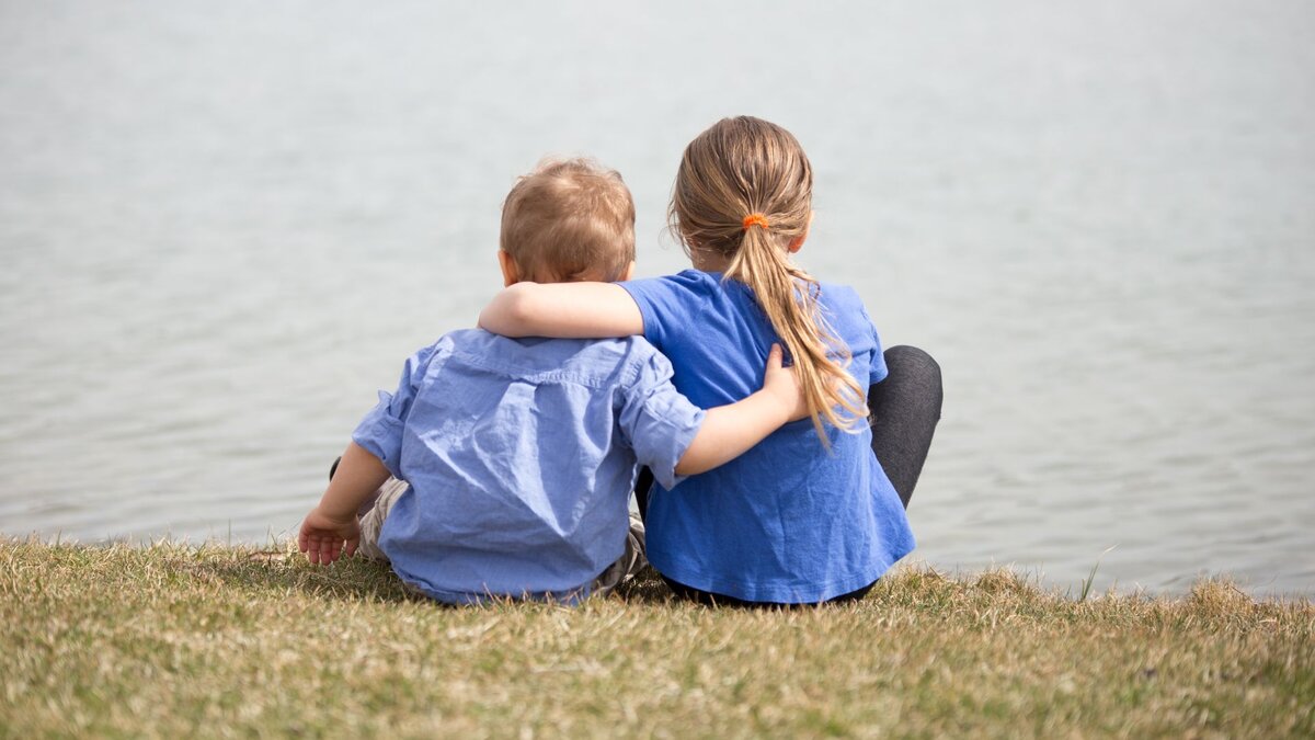 Theologin blickt auf Geschwisterbeziehungen in der Bibel | DOMRADIO.DE