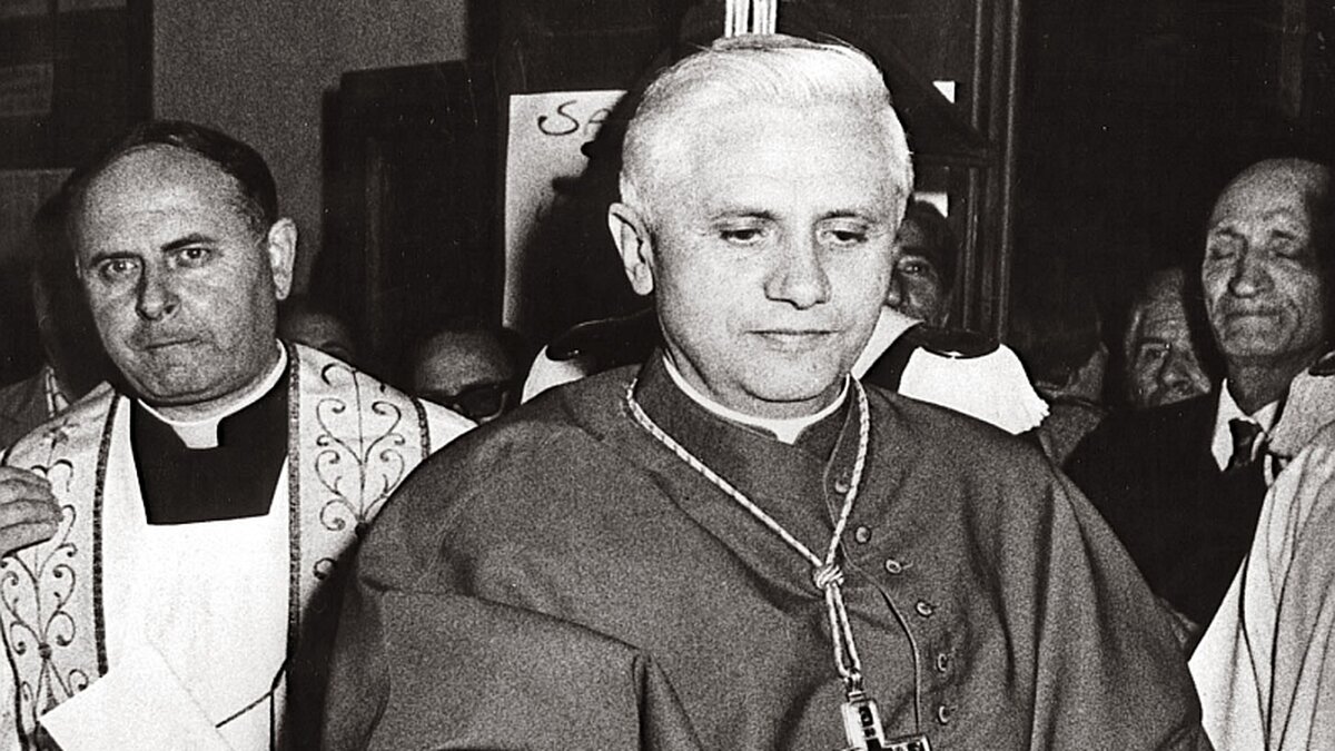 Vor 40 Jahren bekam Joseph Ratzinger Kardinalspurpur - DOMRADIO.DE