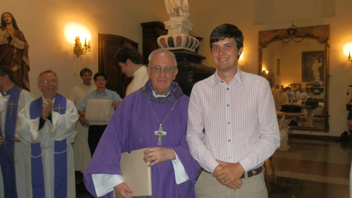 Dennis Risse über seine Begegnung mit Bergoglio - DOMRADIO.DE