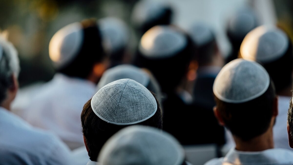 Empörung nach Angriff auf Münchner Rabbiner - DOMRADIO.DE