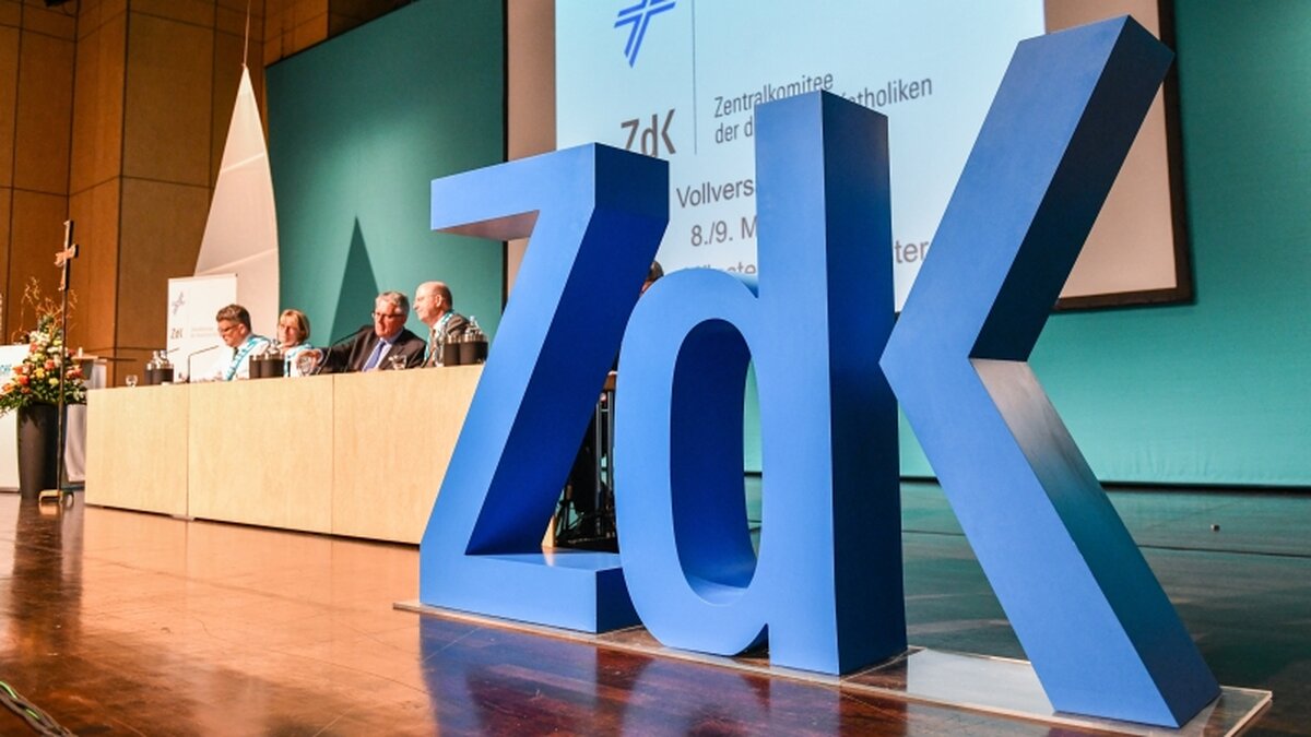Zentralkomitee der deutschen Katholiken wählt neue Spitze | DOMRADIO.DE