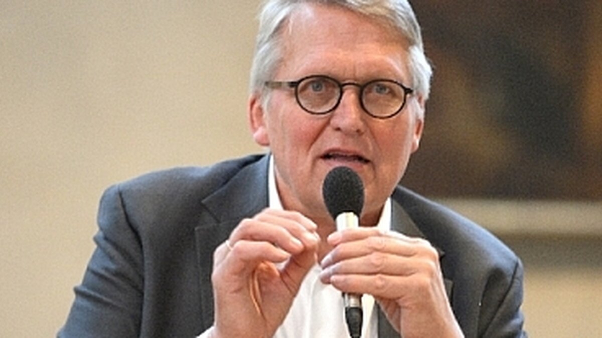 Ein Interview mit Prof. Thomas Sternberg (Präsident des Zentralkomitees ...