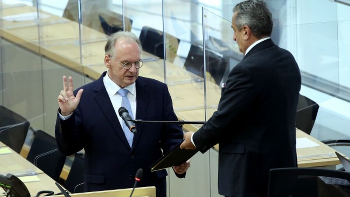 Ein Interview mit Stephan Rether (Leiter des Katholischen Büros in ...