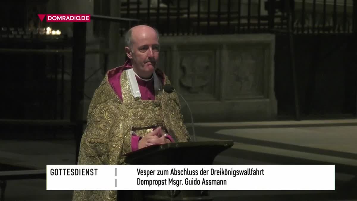 Dompropst Guido Assmann in der Vesper zum Abschluss der ...